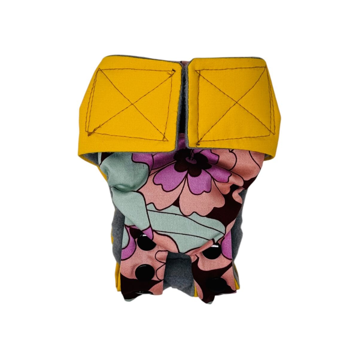 Cat Diaper Pull-ups Allow for Defecating in Litterbox